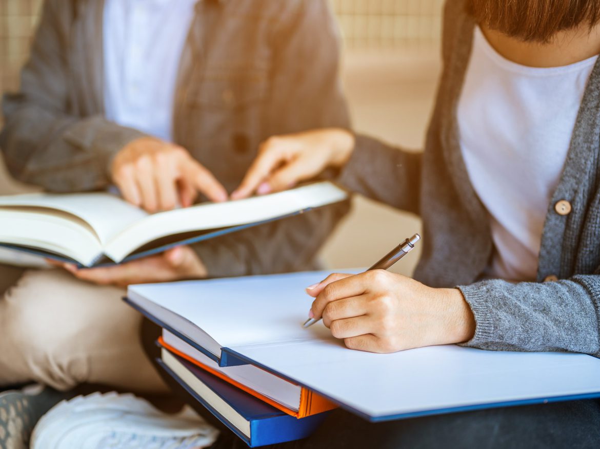 Designing meaningful student engagement with course readings – Teaching ...